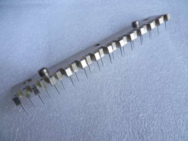 Stenter Monforts Pinplate 115.5x20x6mm, 25 Pins