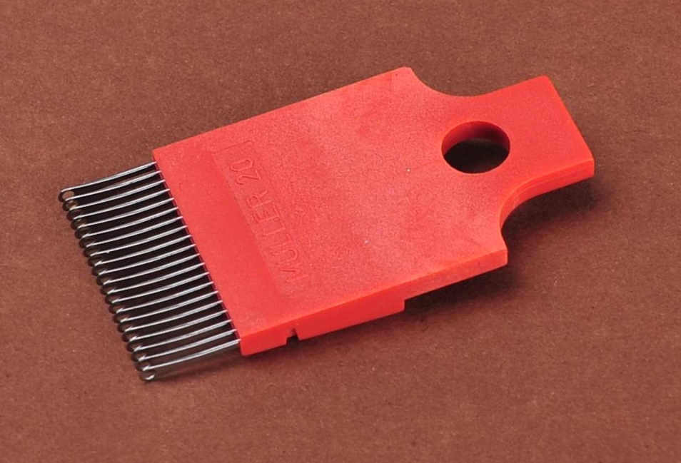 Muller 20, Needle Block or Yarn Guide - Tara Textiles Spares Ltd